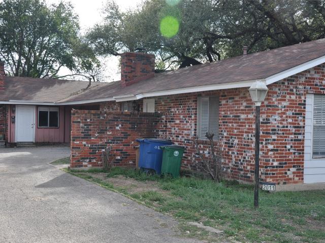 2011 Gathright Cove, Unit A, Austin, TX 78704 | MLS #5241 | Compass