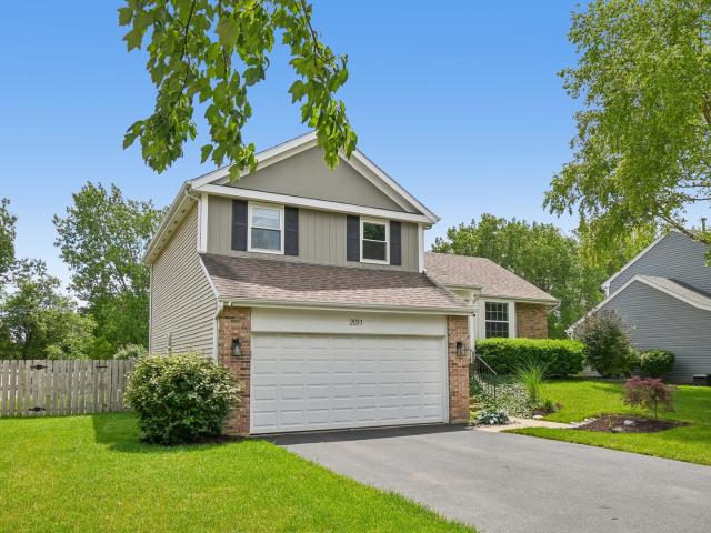 2011 Glenmoor Drive