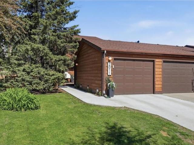 2011 Park Boulevard Blvd S, Fargo, ND 58103