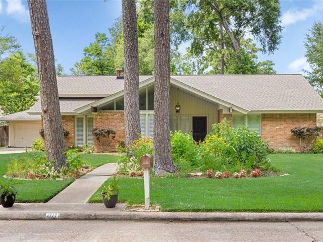 2011 River Falls Dr, Houston, TX 77339