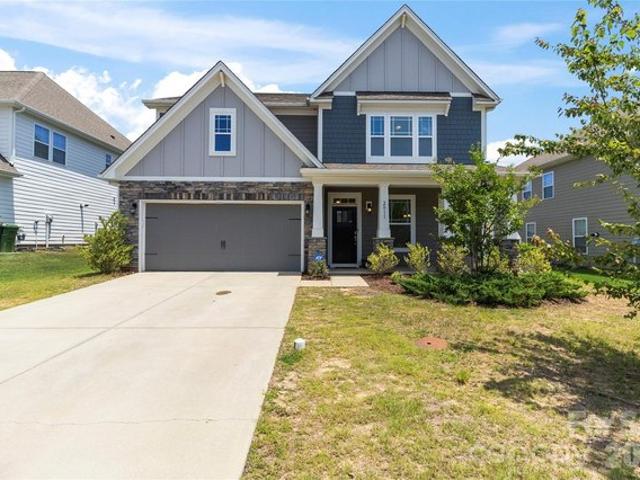 2011 Saddlebred Dr, Iron Station, NC 28080