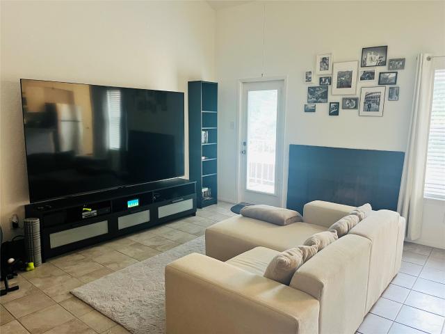 2011 Spenwick Drive 425