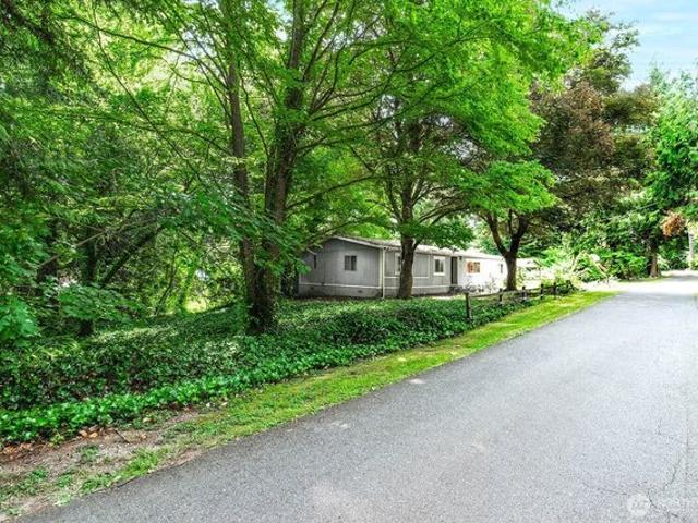 2011 th Dr SE, Bothell, WA 98012