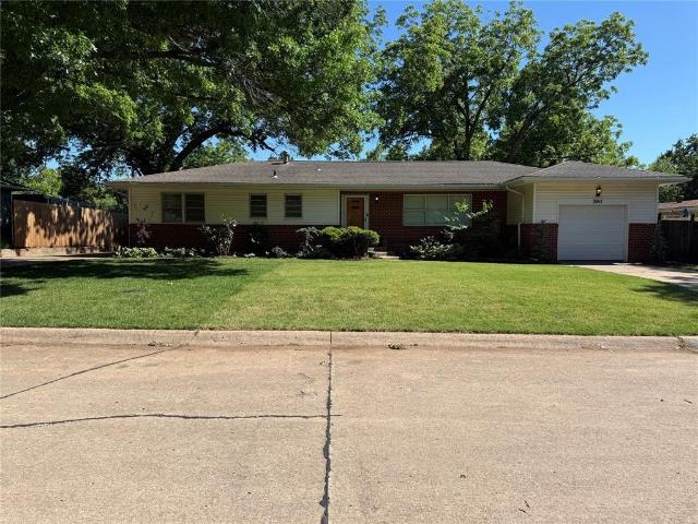 2011 W 10th Avenue