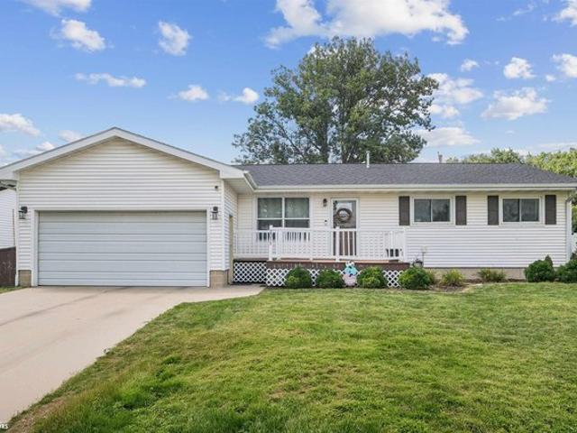 2011 Wardview Rd, Marshalltown, IA 50158