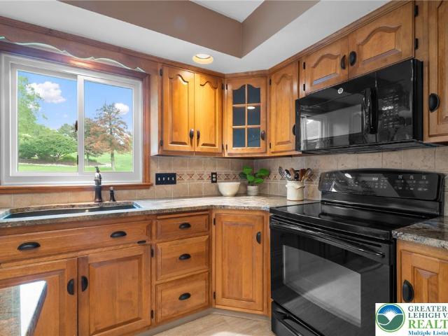 2011 Wooded Ridge Circle