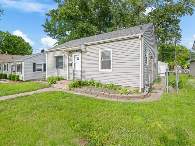 2011 35TH Street