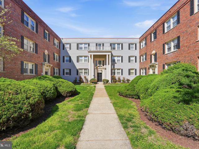 2011 37th St SE, Unit 202, Washington, DC 20020 | MLS #DCDC2251
