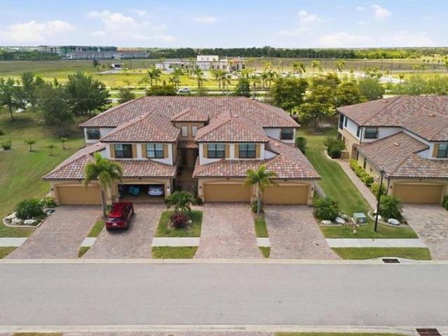 20120 Ragazza Cir Unit 202, Venice, FL 34293