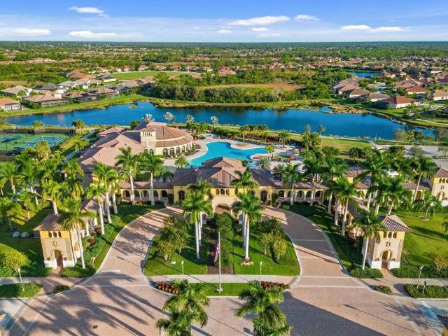 20120 Ragazza Cir, Unit 202, Venice, FL 34293 | MLS #D6147