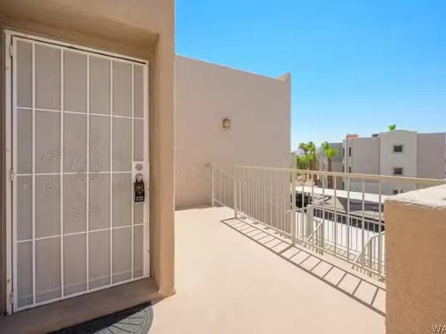 2012 Mesquite Ln #304, Laughlin NV, NV 89029 MLS 016101
