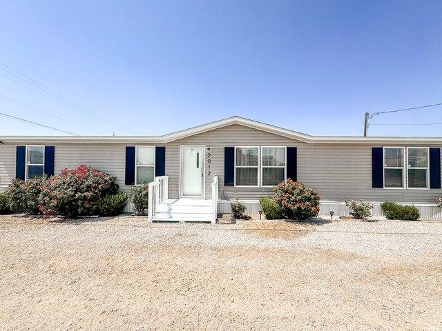 2012 Algerita St, Carlsbad, NM 88220