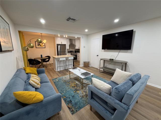 2012 Brun St, Unit A, Houston, TX 77019 | MLS #58912 | Compass