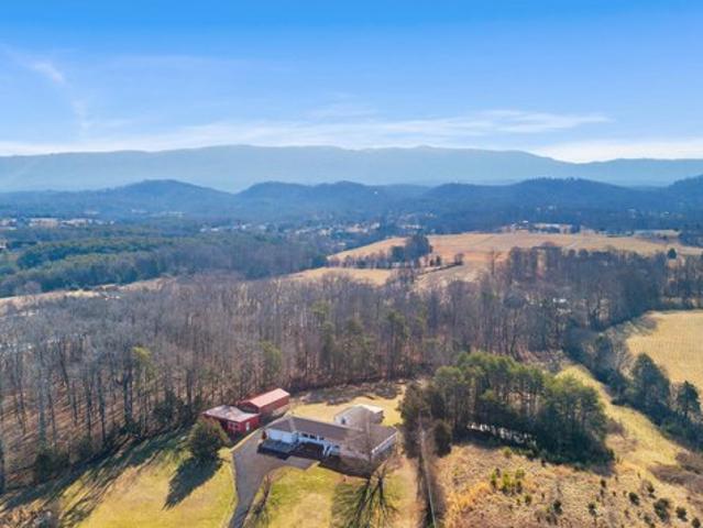2012 Calderwood Hwy, Maryville, TN 37801