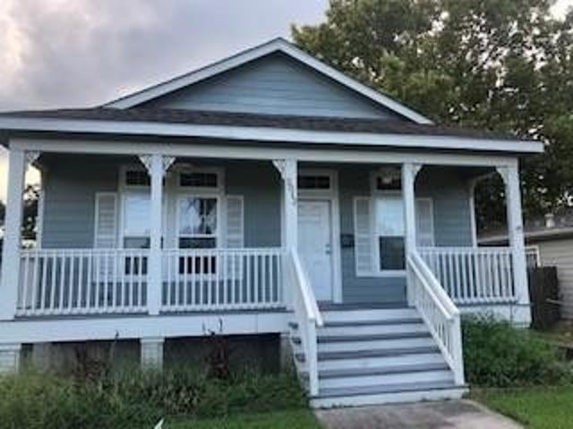 2012 Haring Rd, Metairie, LA 70001