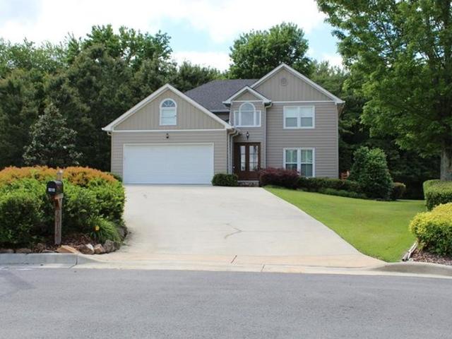 2012 Kingsridge Dr, Dalton, GA 30720