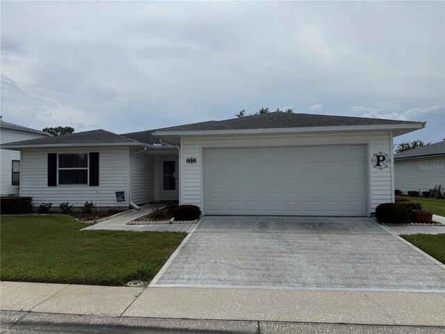 2012 Long Boat Dr, Lakeland, FL 33810