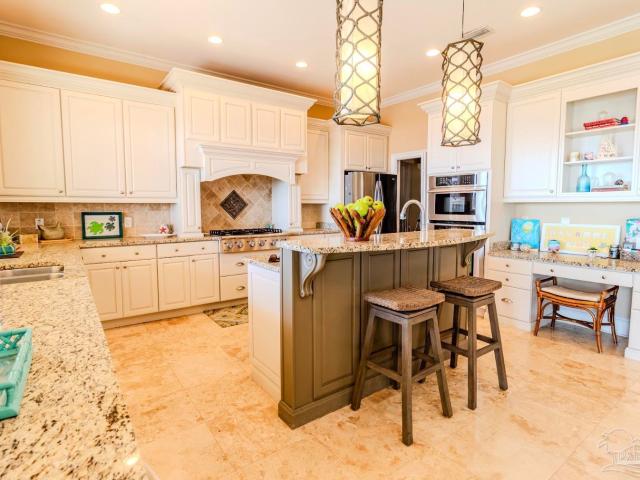 2012 Pritchard Point Dr, Navarre, FL 32566 | MLS #673529