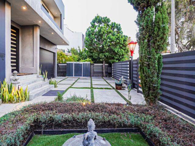 2012 S Curson Avenue