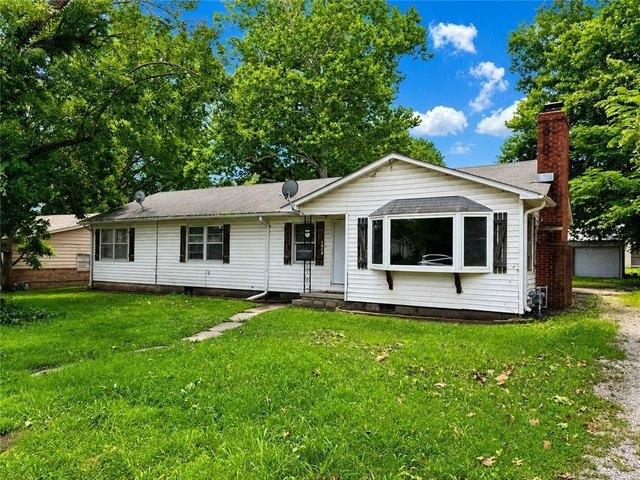 2012 S Locust St, Pittsburg, KS 66762