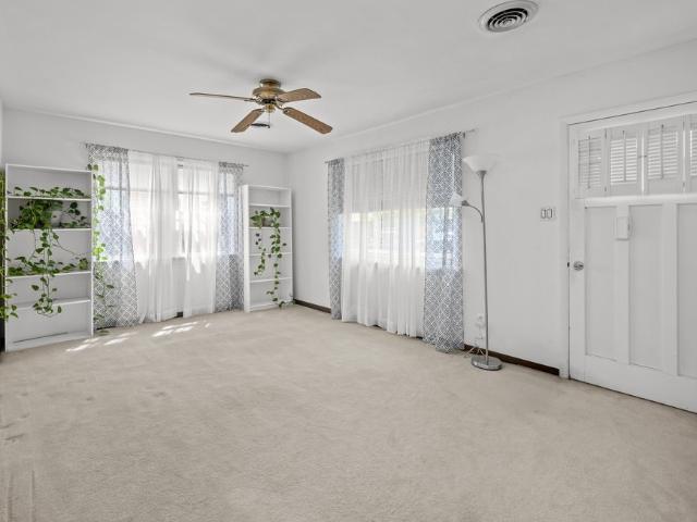 2012 W 68 Street