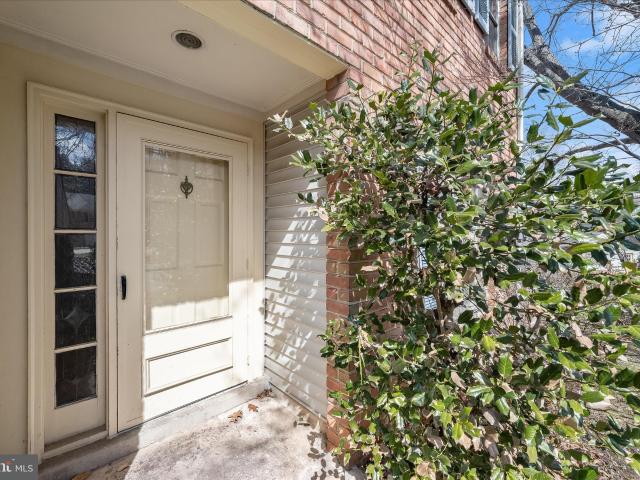 20130 Waringwood Way, Gaithersburg, MD 20886 | MLS #MDMC2222 | Compass