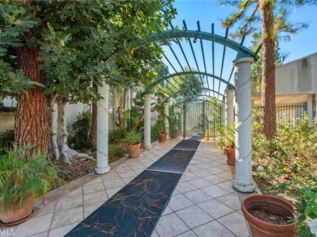 20134 Leadwell St Unit 126, Winnetka, CA 91306