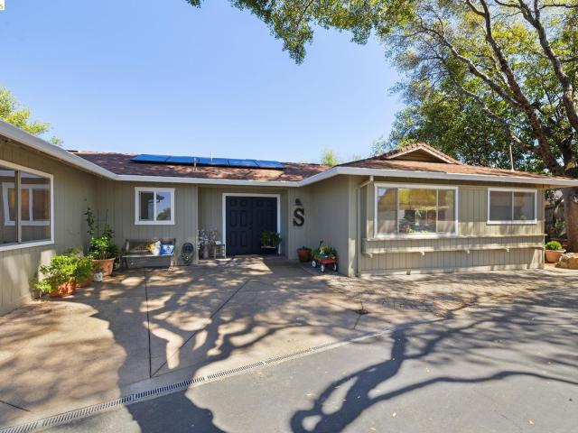 20135 Gibbs Dr