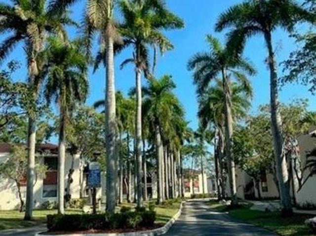 20135 NE 3rd Ct #3, Miami, FL 33179