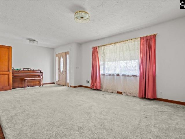2013 Maple Drive