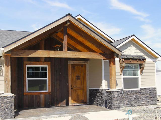 2013 Cedar Ave