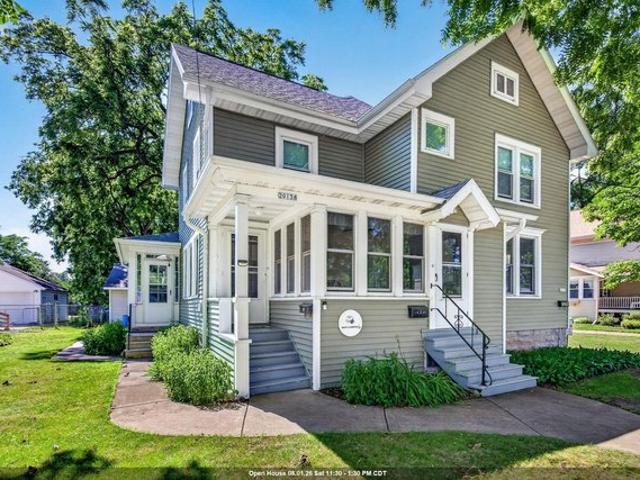 2013 Doty St, Oshkosh, WI 54902