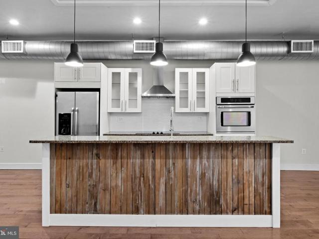 2013 E Susquehanna Avenue # 1
