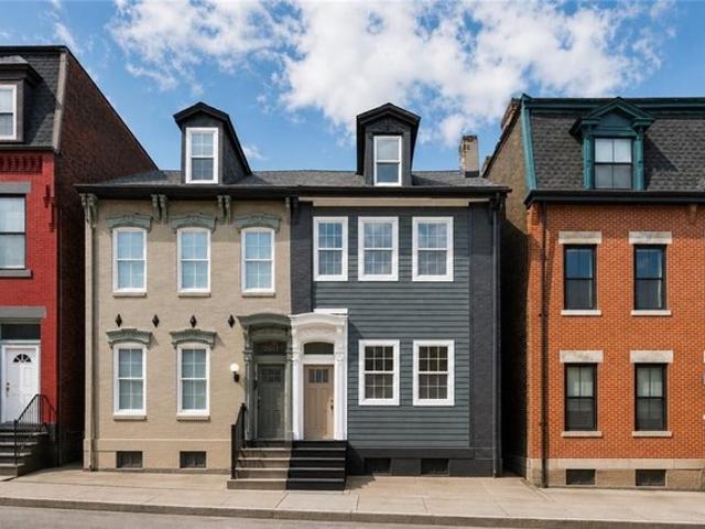 2013 Forbes Ave, Pittsburgh, PA 15219