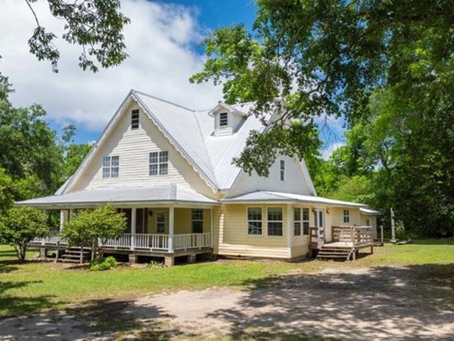 2013 Long St, Ochlocknee, GA 31773