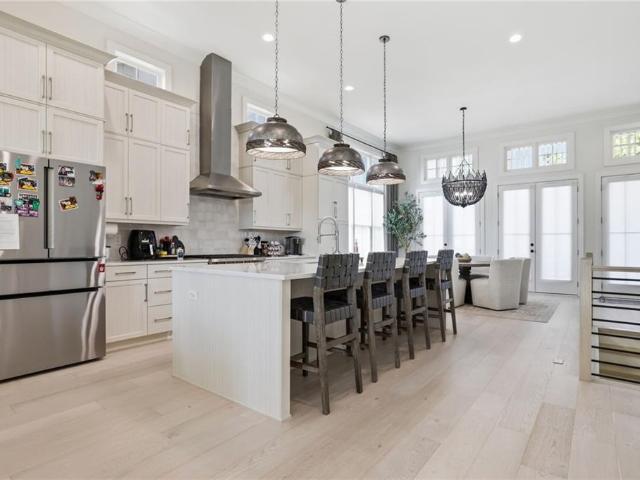2013 Parkstead Lane