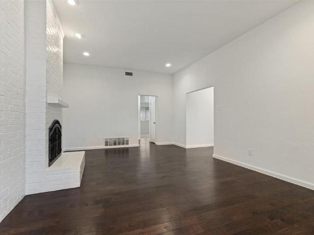 2013 Pleasant Valley Drive