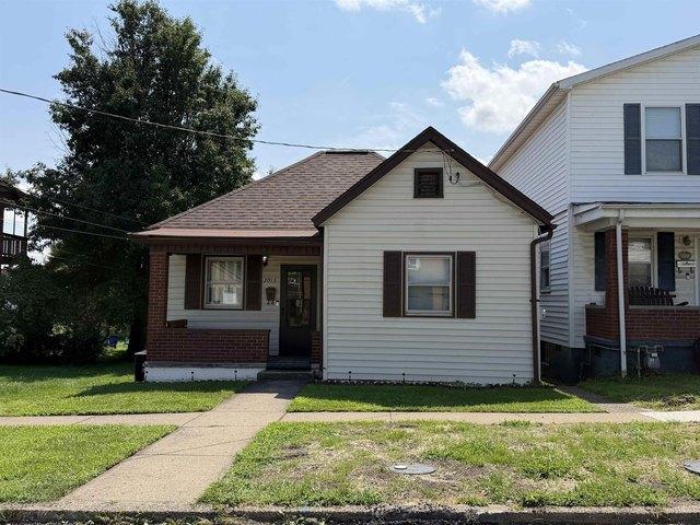2013 Pride Ave, Clarksburg, WV 26301
