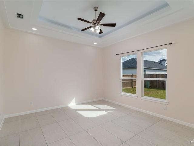 2013 Queens Avenue
