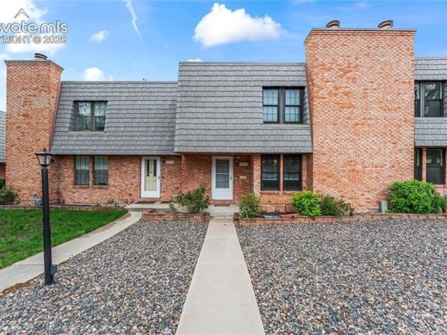 2013 Sussex Ln, Colorado Springs, CO 80909