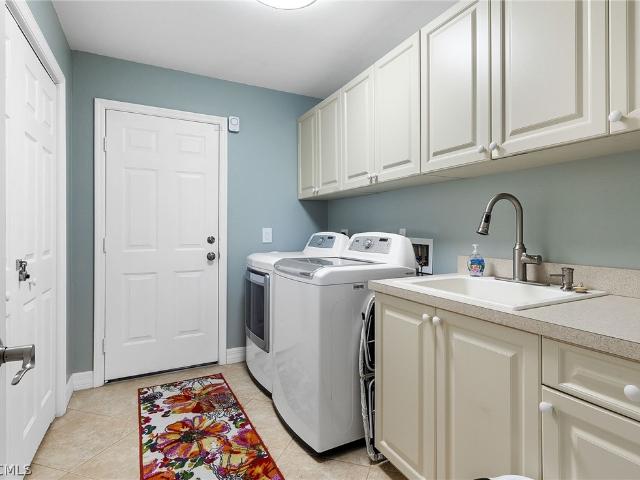 2013 SW 31st Ter, Cape Coral, FL 33914 | MLS #2026013