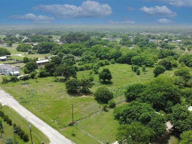 2013 Tepar Ln, Cleburne, TX 76031