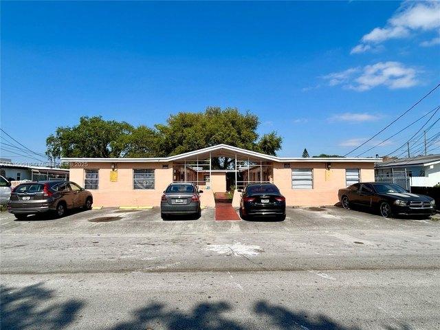 2013 Washington Ave, Opa Locka, FL 33054
