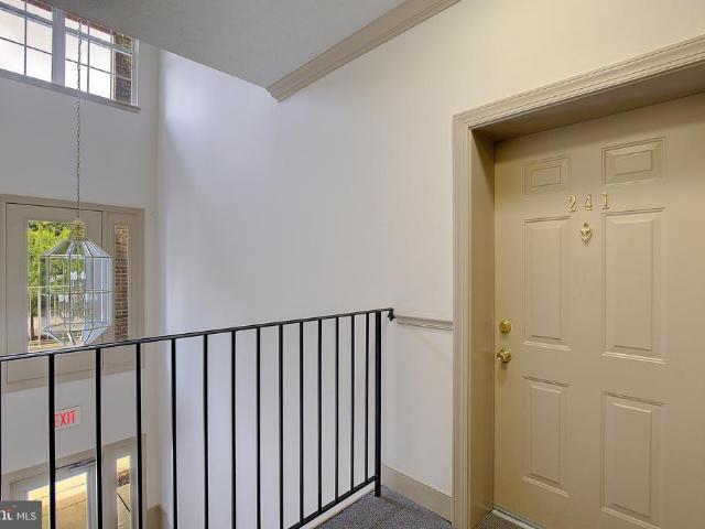 2013 Warners Terrace S # 241