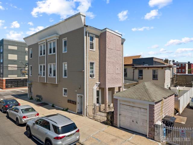 201 3rd Street