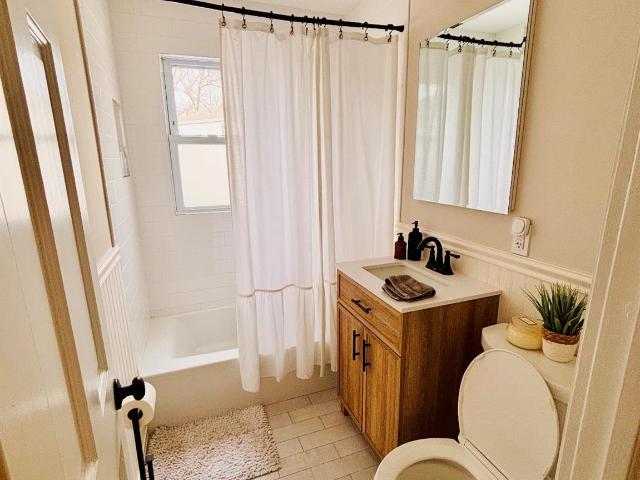201 0 rd Avenue, Unit 1 | Compass