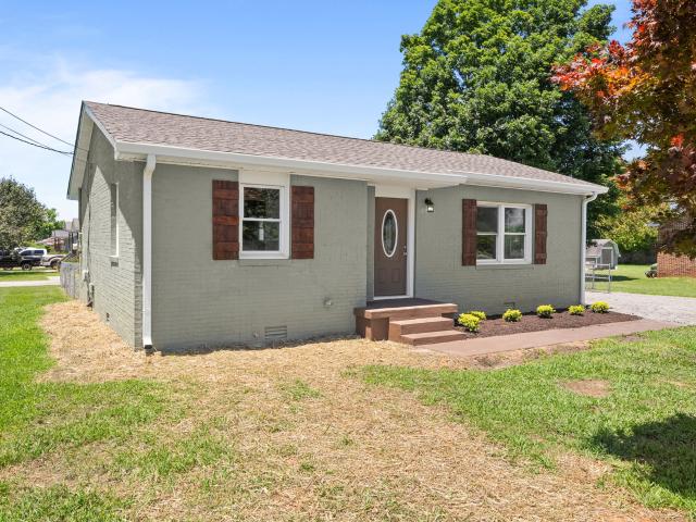 201 10th Ave N