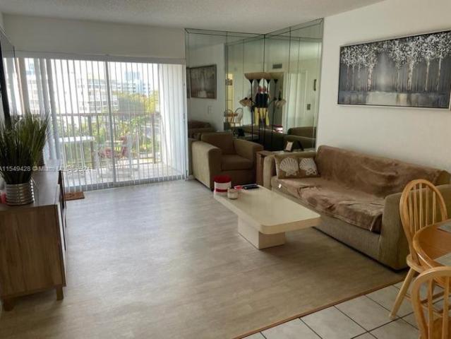 201 178th Dr #533, Sunny Isles Beach, FL 33160