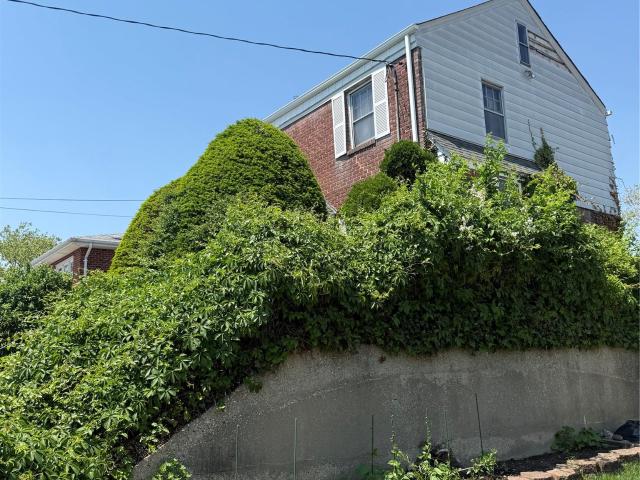 201 1 th Avenue