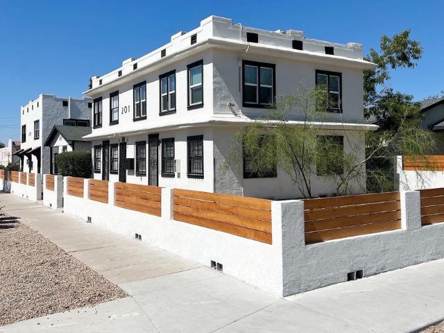 201 209 N. 16th Avenue